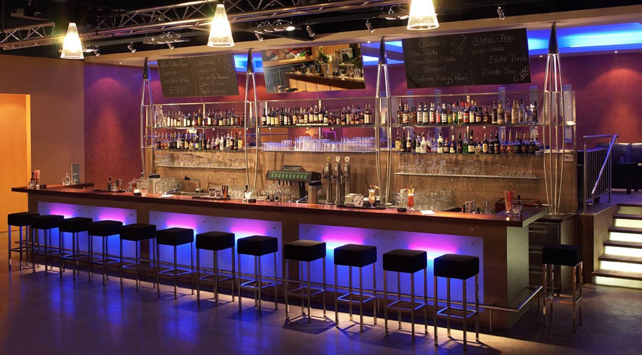 Friendsbar - KOLL • Gastro - Konzept